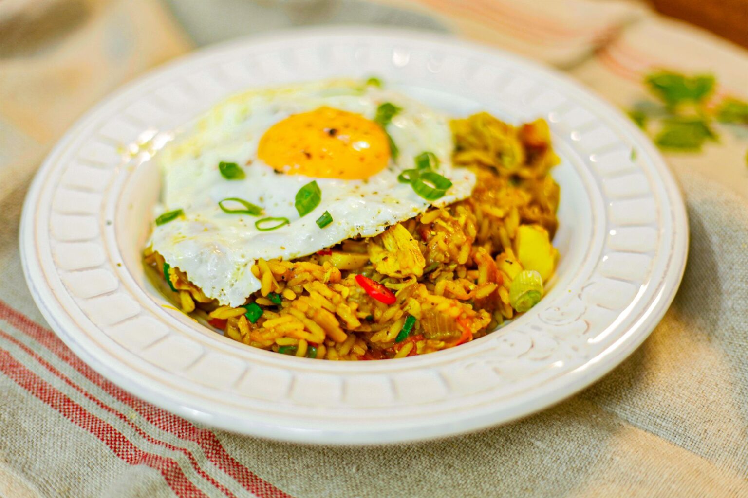 Galinhada brasileira é uma das 100 melhores receitas do mundo