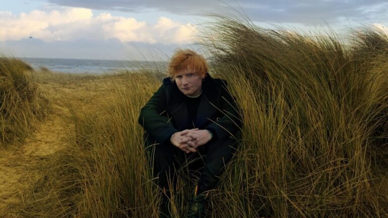 Ed Sheeran lança novo álbum Autumn Variations