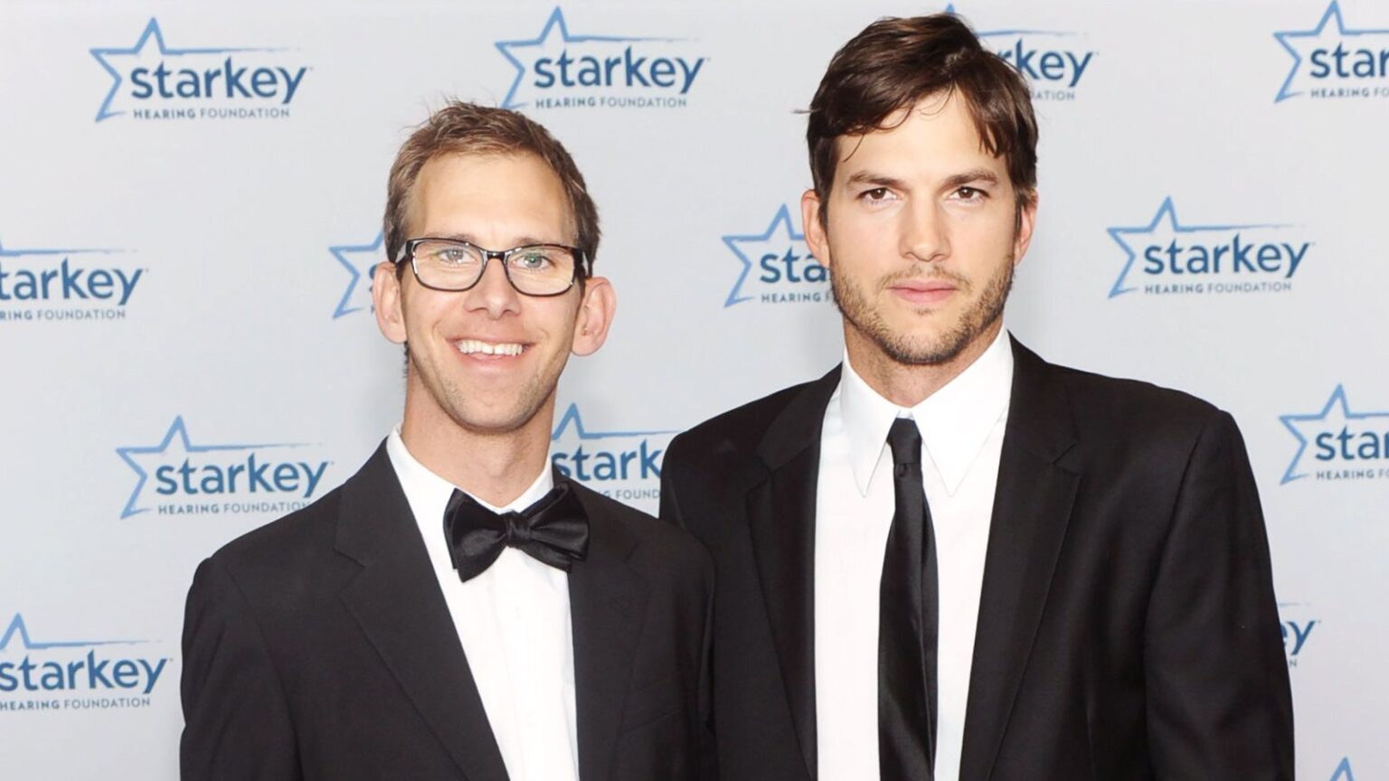 Conheça 8 celebridades que têm irmãos gêmeos e você não sabia