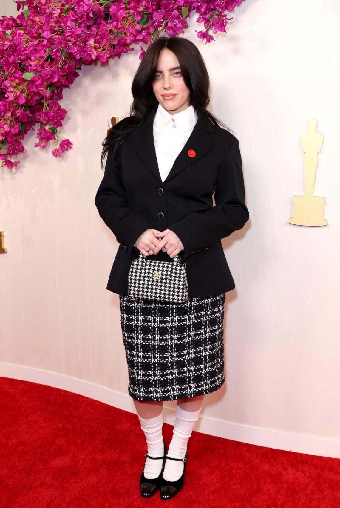 Billie Eilish é a mulher mais jovem da história a ganhar 2º Oscar
